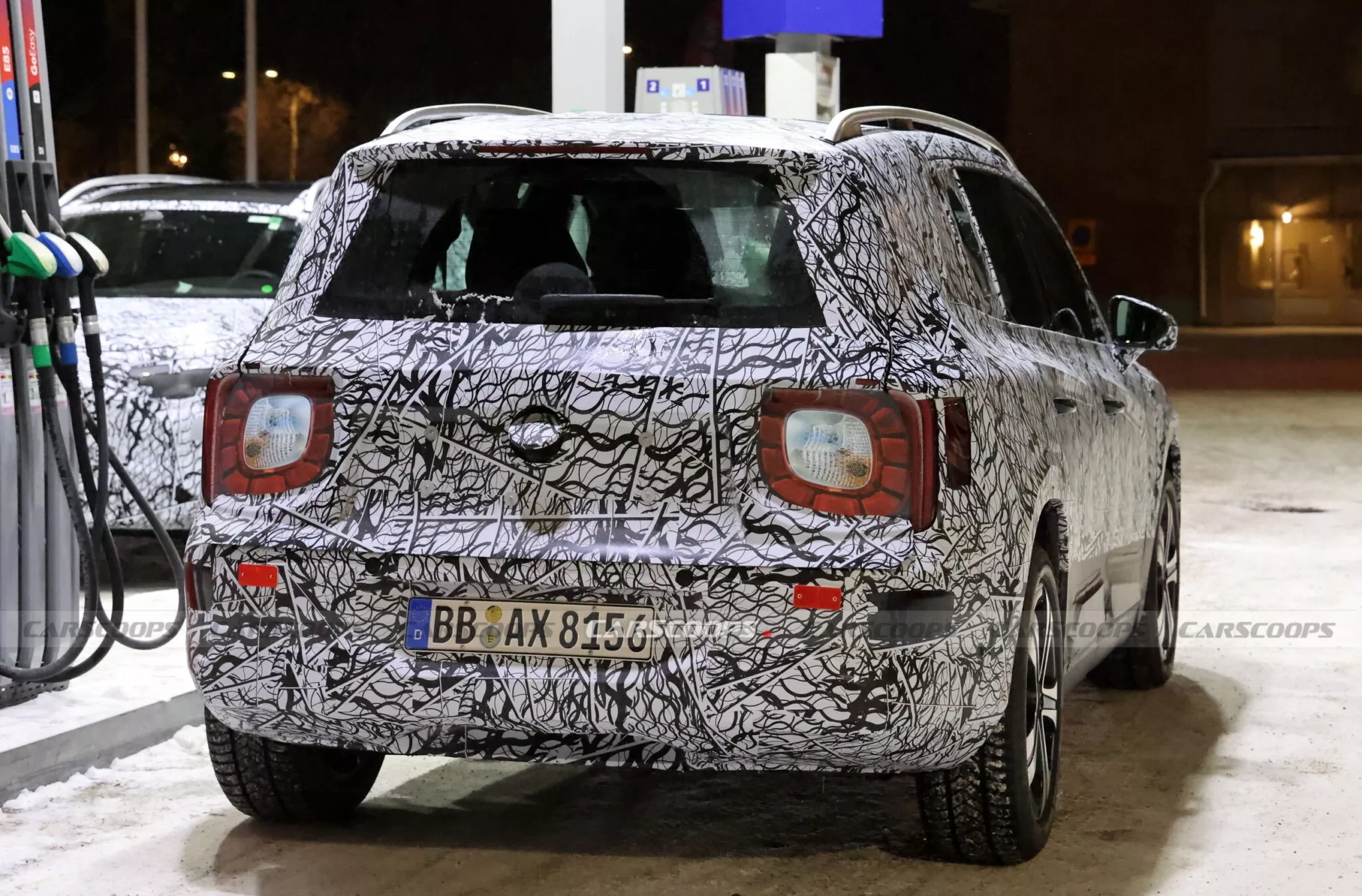 مرسيدس GLB موديل 2026 الجيل الجديد كلياً يظهر في أول صور تجسسية – المربع نت