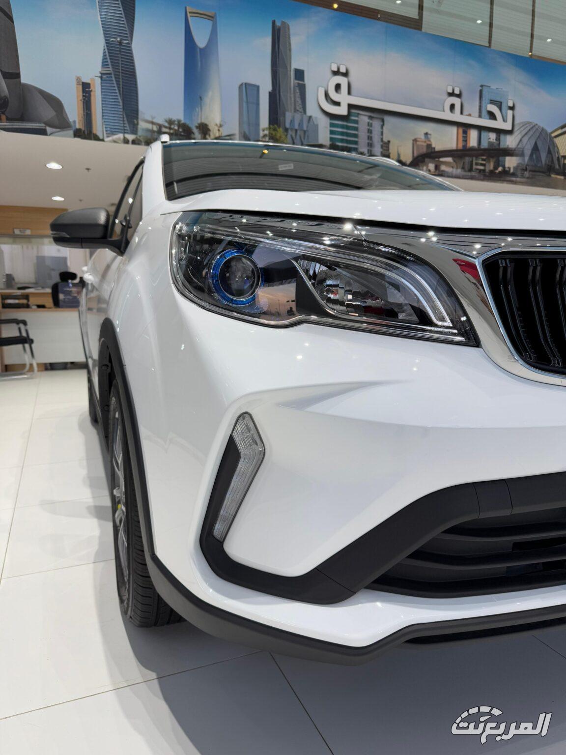 صور جيلي GX3 برو 2025 من الداخل والخارج مع أبرز التجهيزات